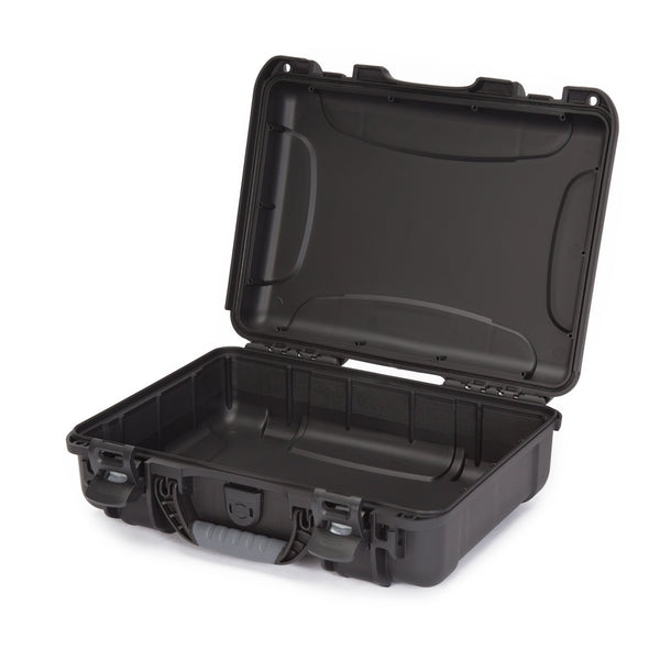 NANUK-R 910: Hard Case with Recycled Resin Components